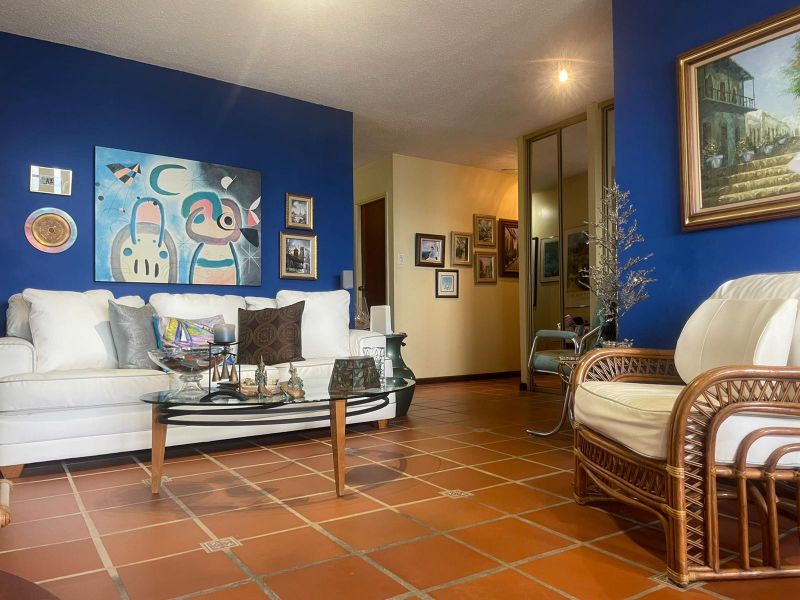 Cond. Saint Moritz, Apartamento en Guaynabo