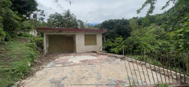 Bo. Santa Olaya, Casa en Bayamón