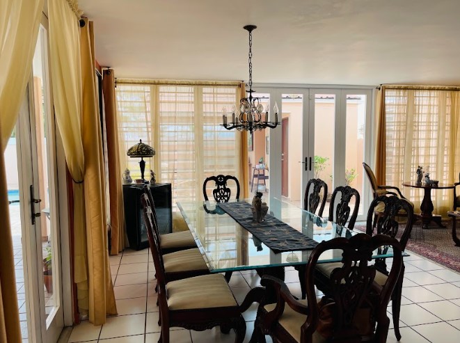 Urb. Paseo Mayor, Casa en San Juan