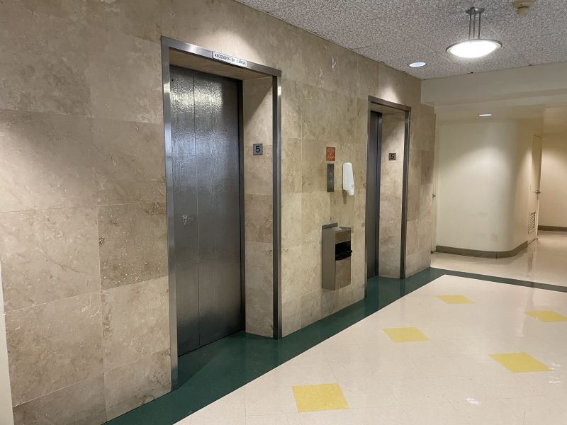 Edificio San Alberto, Oficina en San Juan