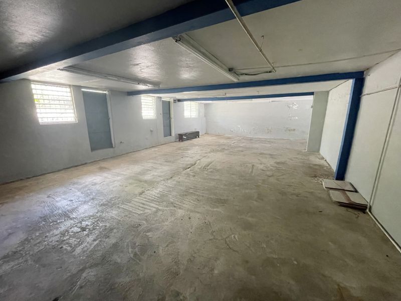 Urb. San Fernando, Local Comercial en Bayamón