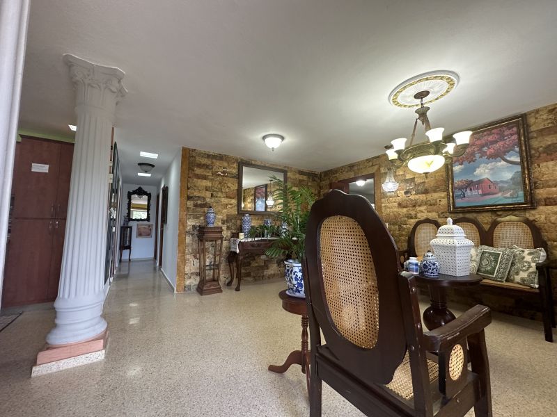 Urb. Estancias De Cupey, Casa en San Juan