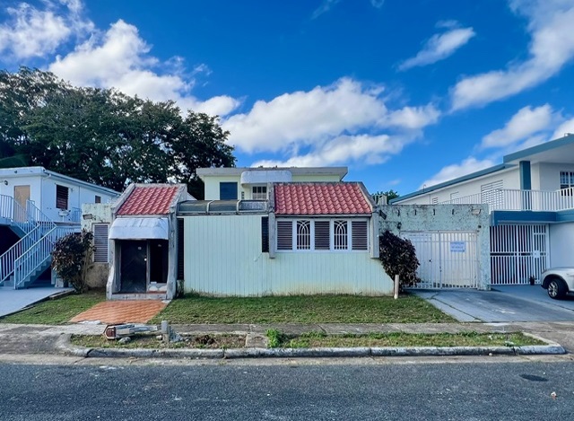Urb. La Cumbre, Casa en San Juan