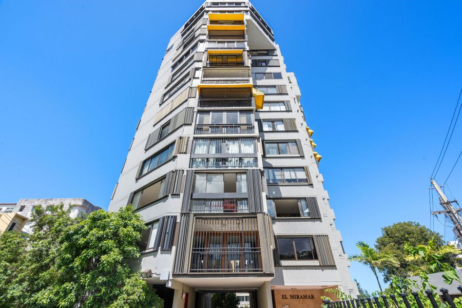 Cond. El Miramar, Apartamento en San Juan