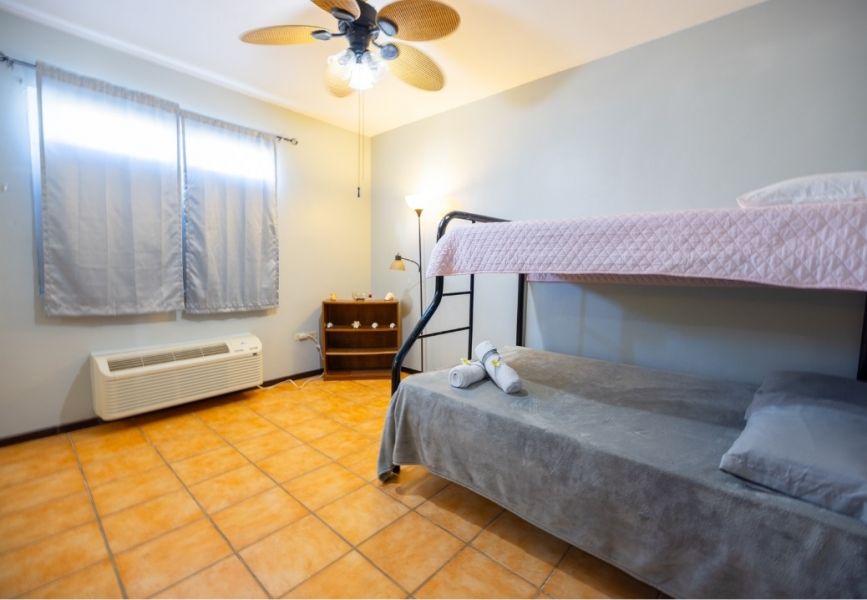 Cond. Isabela Beach Court, Apartamento en Isabela