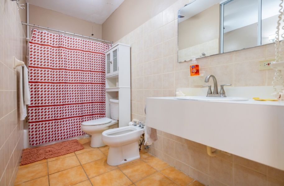 Cond. Isabela Beach Court, Apartamento en Isabela