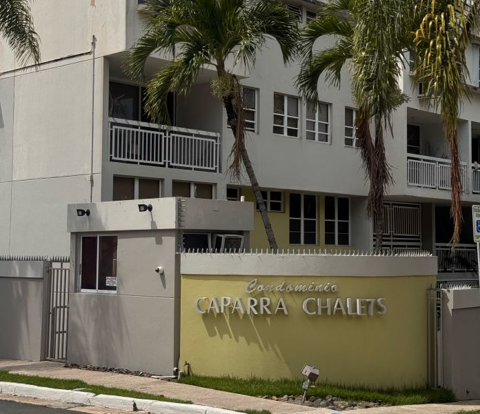 Cond. Caparra Chalets, Apartamento en Guaynabo